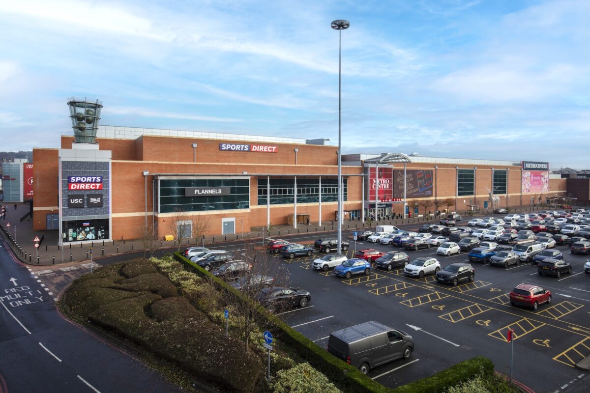 Metrocentre signs Reiss, enhancing Red Mall’s fashion offer - A1 Retail ...